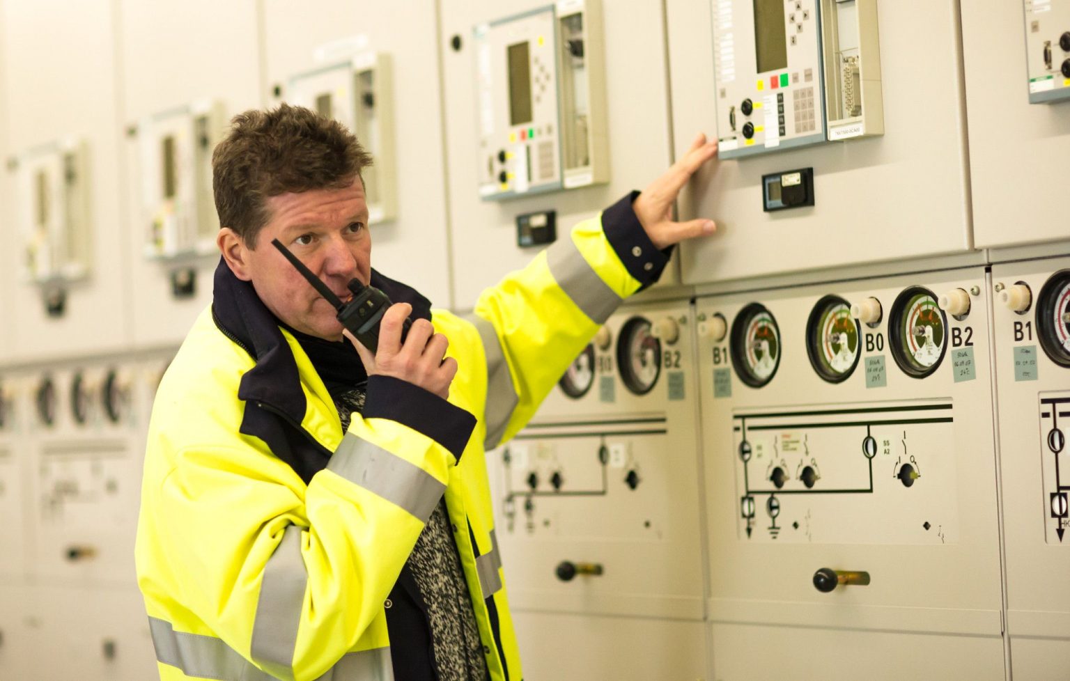 Two-wat Radios vs cell phone communications